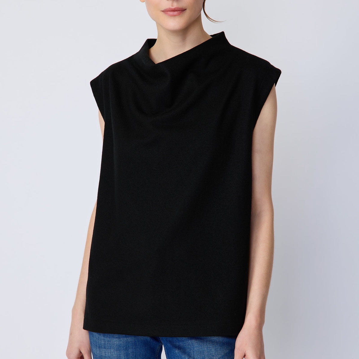 Arla Drape Top in Black – Serafina